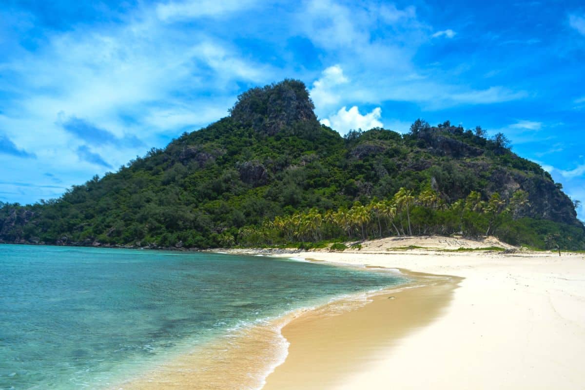 27 Tropical Islands So Drop-Dead Gorgeous You'll Reconsider Your Life ...