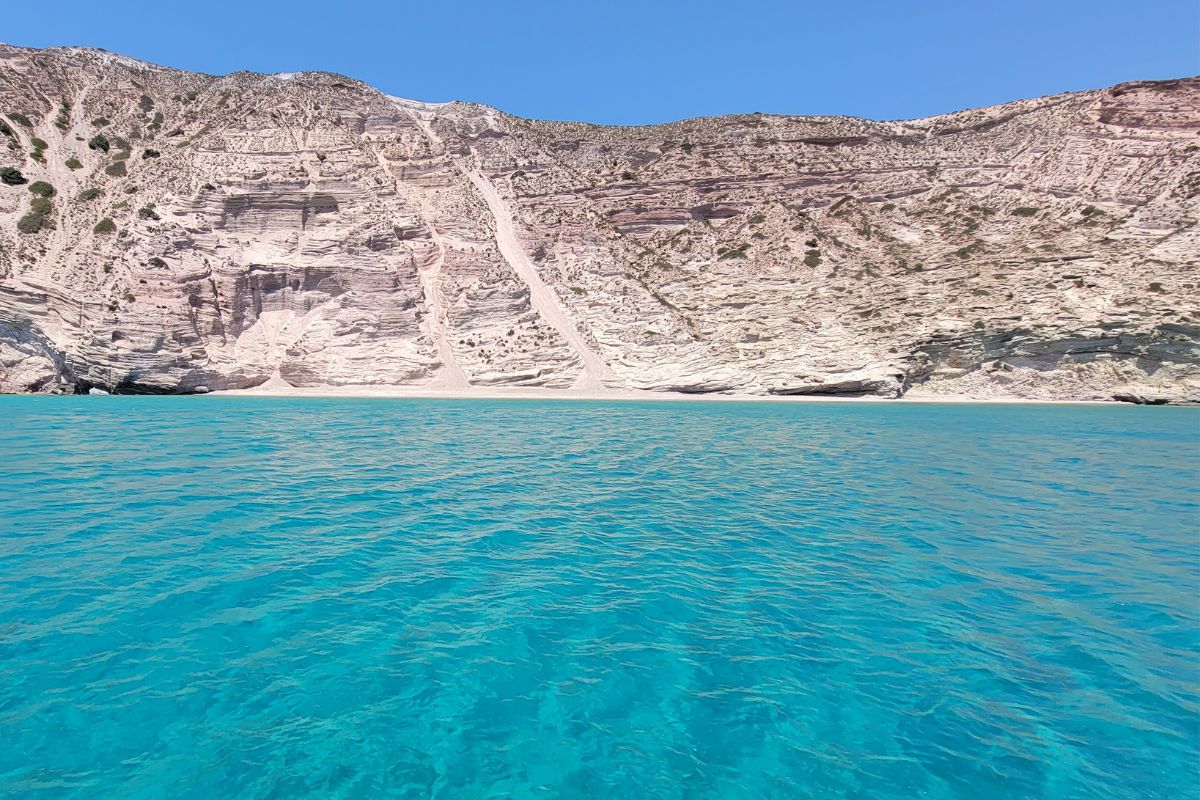 These 5 Awesome Milos Boat Tours Are The Perfect Day at Sea in Greece