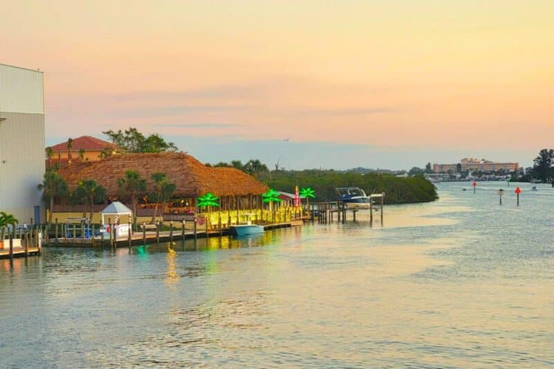 The Secluded Florida Barrier Island of Casey Key is Home to a Literary ...