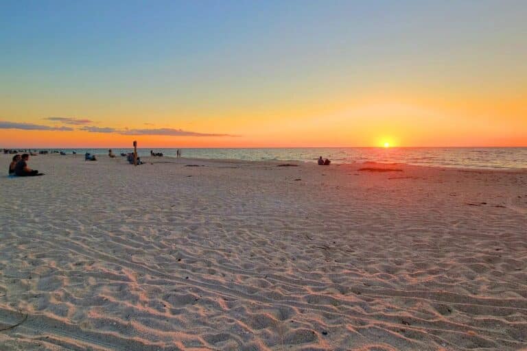 The Secluded Florida Barrier Island of Casey Key is Home to a Literary ...