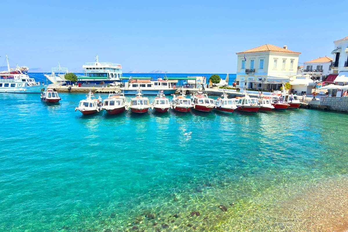 The Little-Known Island of Spetses is Greece’s Most Sophisticated ...